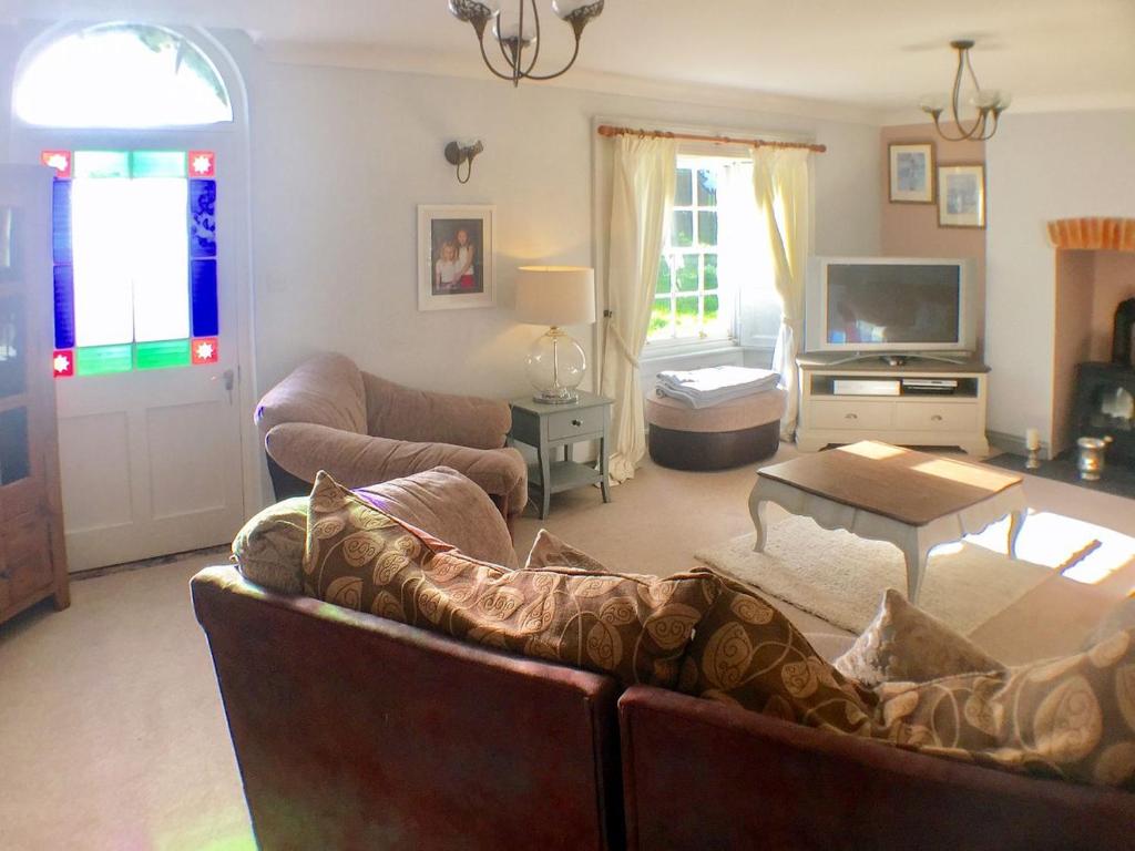 The Old Farmhouse-UK12895, Bodinnick – Updated 2023 Prices