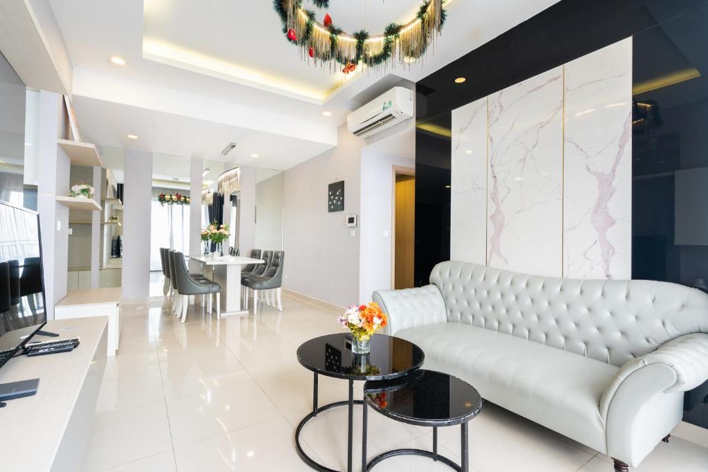 Rivergate Residence 3 bedroom/luxurious apartment, Ho Chi Minh City (updated prices 2025)