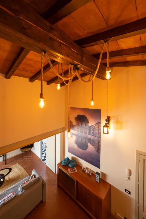 Invictus, Brescia (updated prices 2026)