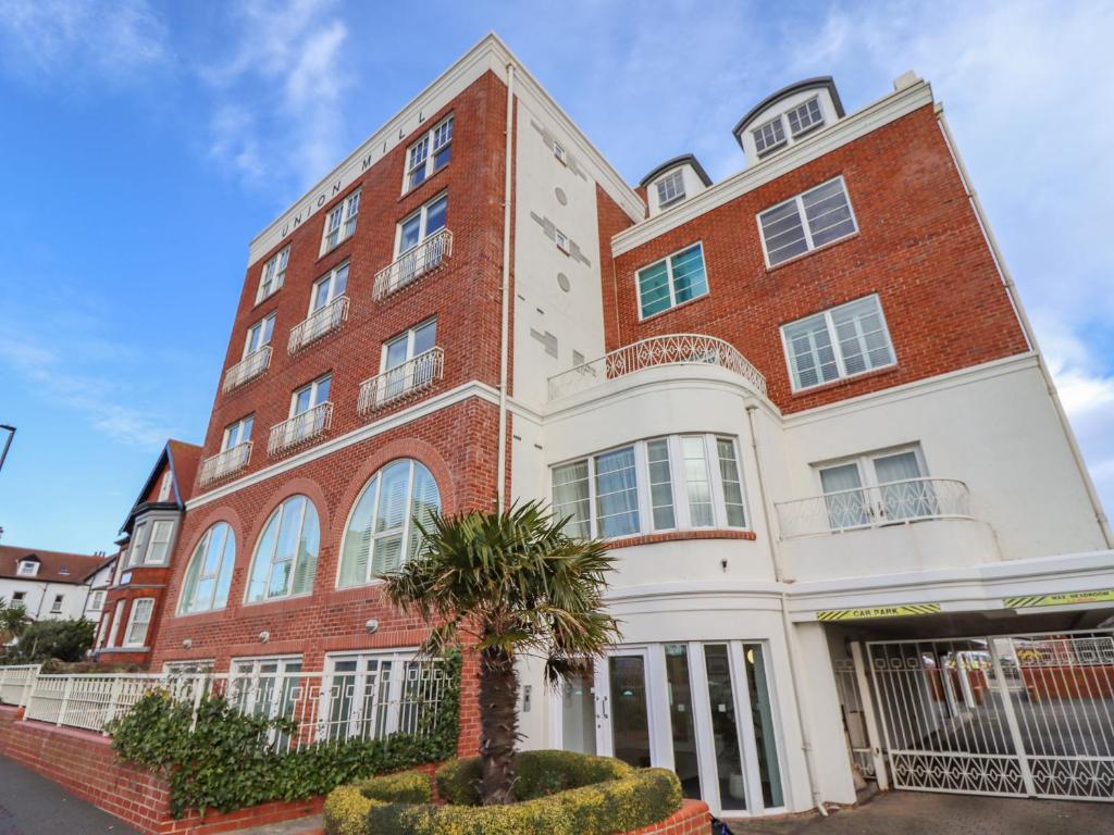 Sunset View, Whitby (updated prices 2026)