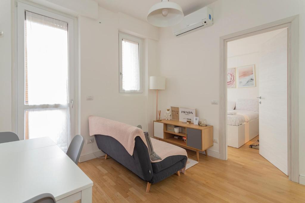 [Comodo appartamento vicino a Stazione Centrale] - Brianza Master Guest ...