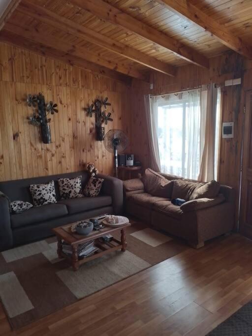 Casa Mediterránea En Arriendo, Zapallar 8 Personas - La Ligua