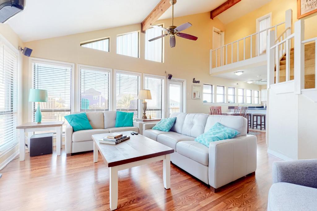 Papa Rick's Happy Place, Crystal Beach (updated prices 2025)