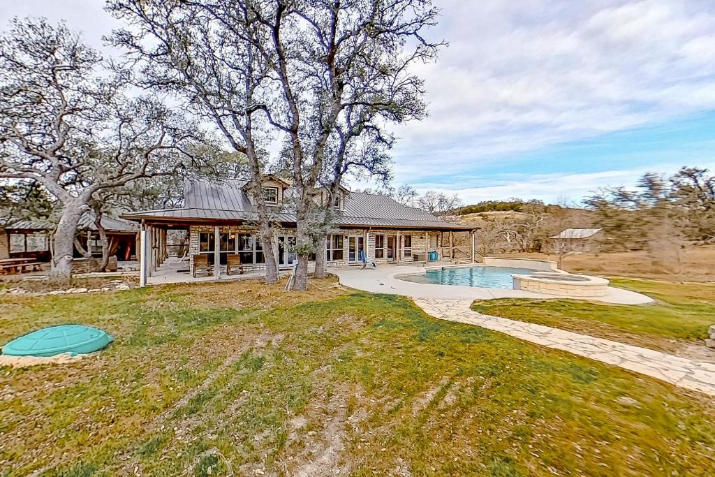Hill Country Getaway, Flugrath (aktualisierte Preise für 2024)