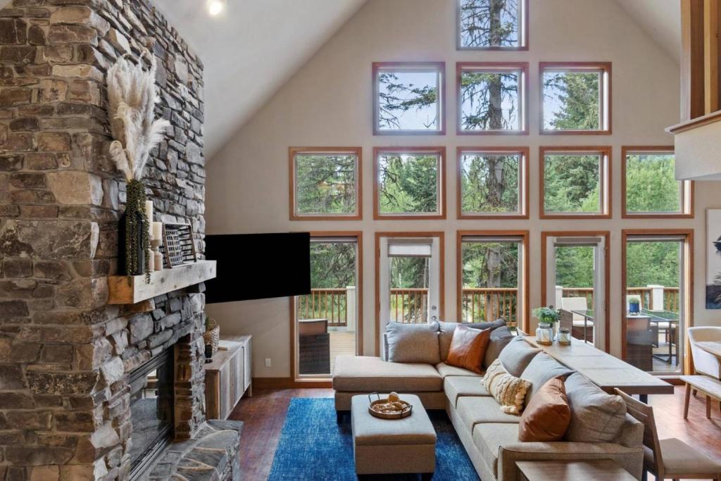 Wild Camas, McCall (updated prices 2025)