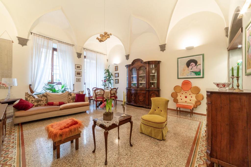 The paintress home with private patio, Florence (updated prices 2026)