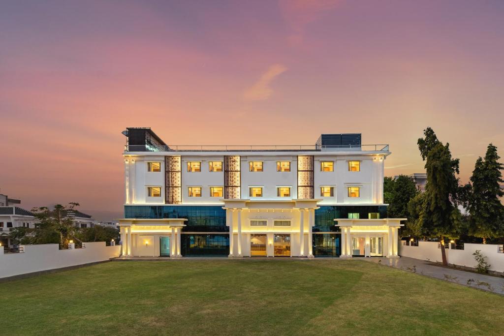 Redolence Aravali Tree, Udaipur (updated prices 2026)