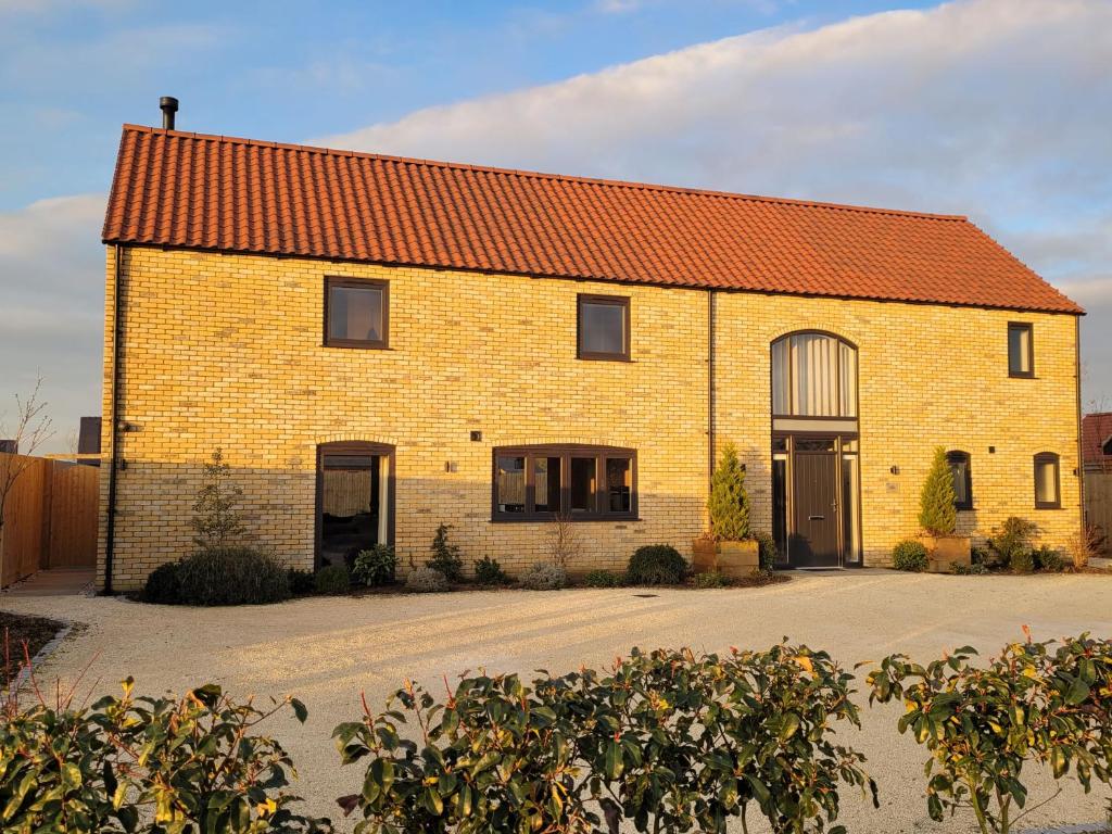 The Elms, Ashlin Farm Barns, Lincoln (updated prices 2026)