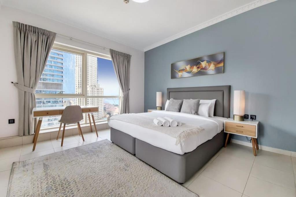 Royal Oceanic 1, Dubai Marina - Modern Two Bedroom, Dubai (updated ...