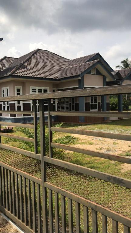 D'Rhu Homestay with 2 aircond, Bachok (updated prices 2026)