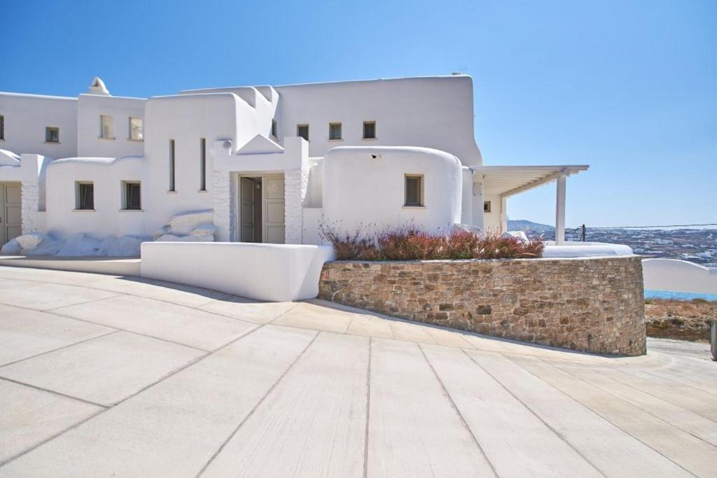Mykonos On the rocks, Mikonos (updated prices 2025)