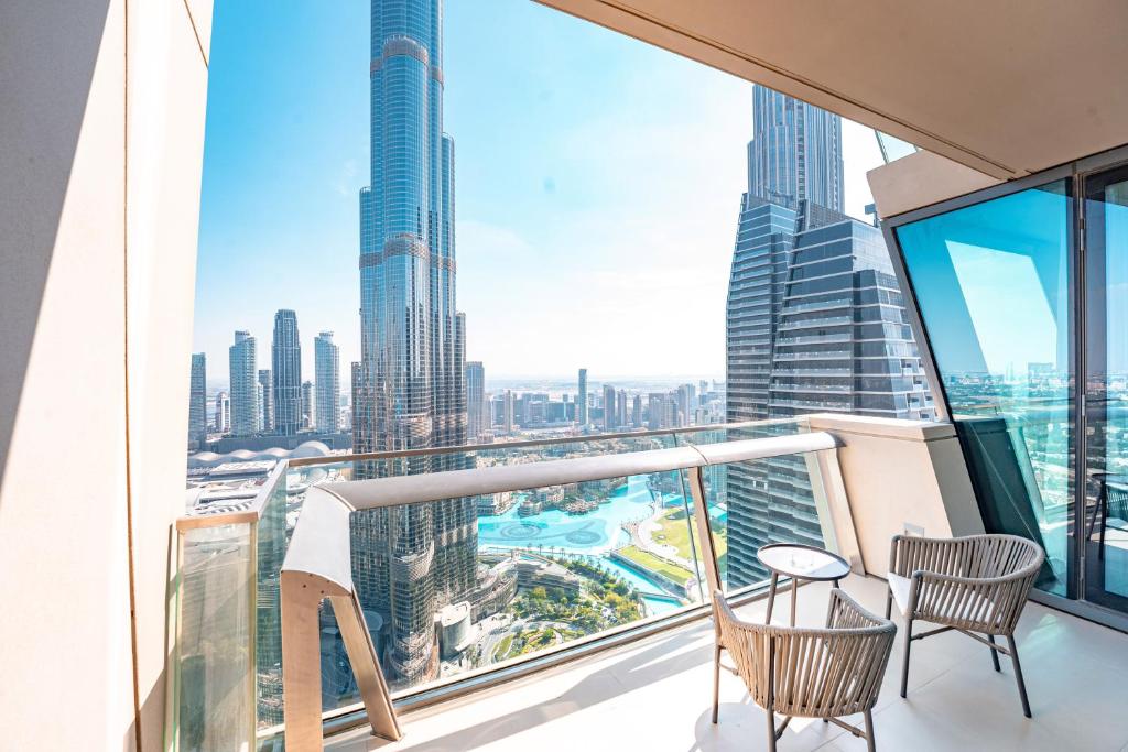 3 Bed Burj Vista Breathtaking Burj Khalifa Views, Дубай 3 Bed Burj Vista Breathtaking Burj Khalifa Views, Дубай