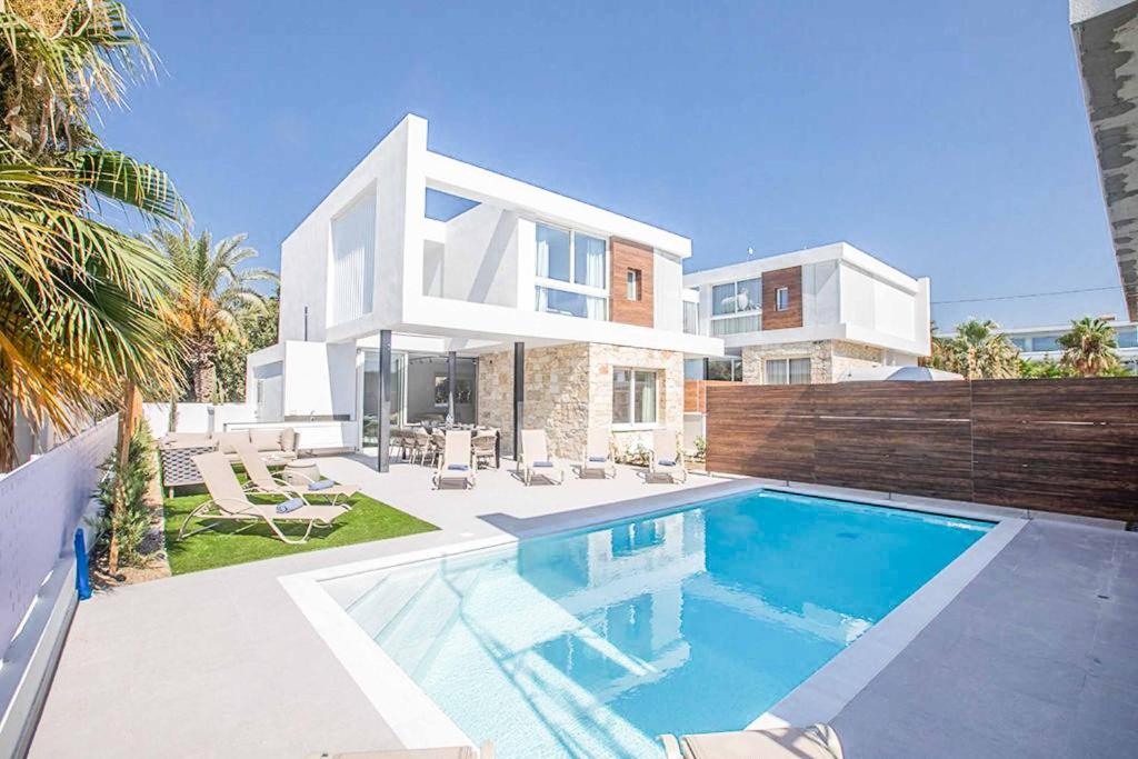 Nissi Cube 3 KB3, Ayia Napa (updated prices 2026)