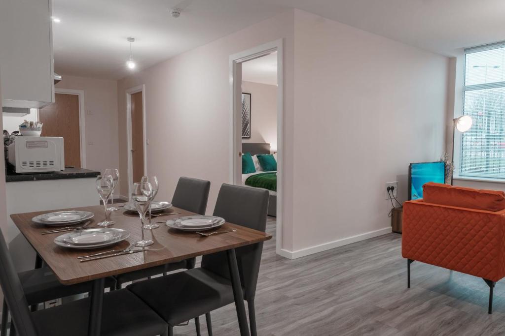 Modern 2 Bed Apartment in Manchester - Sleeps 4, Manchester – Updated ...