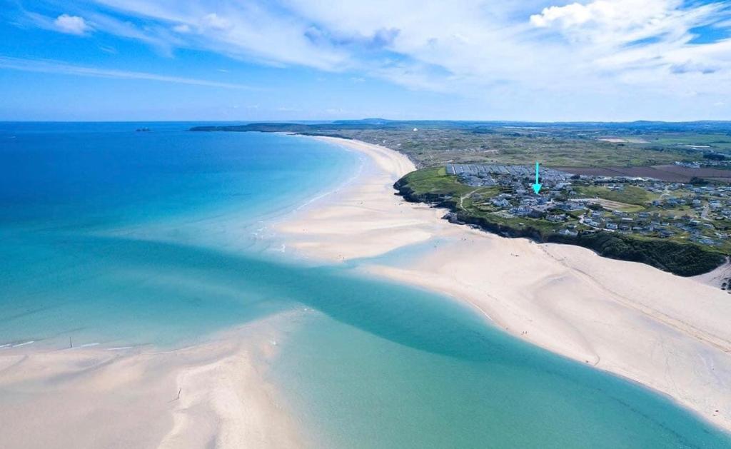 Family friendly home by the beach, Hayle (updated prices 2026)