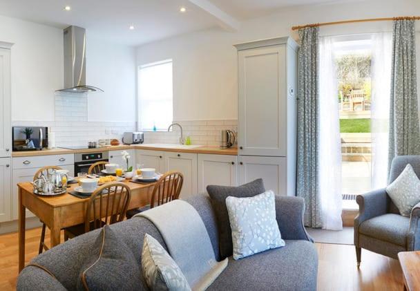 Six Matlock Apartment - Gorgeous apartment, stunning sea views, Filey ...