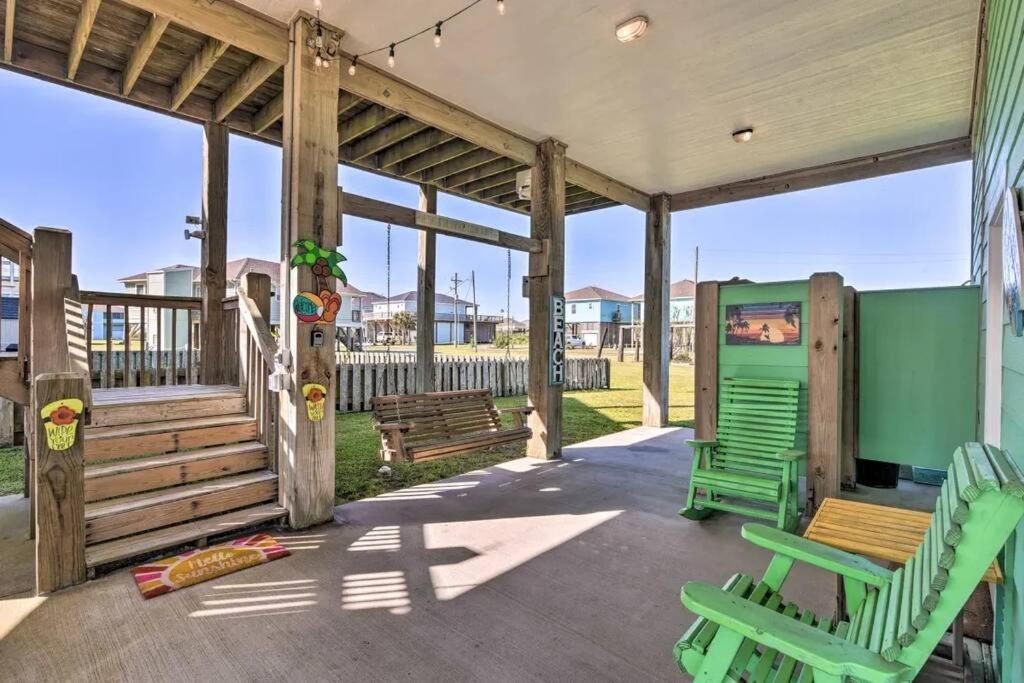 Coastal Heaven - Crystal Beach Relaxing Beach Home, Bolivar Peninsula ...