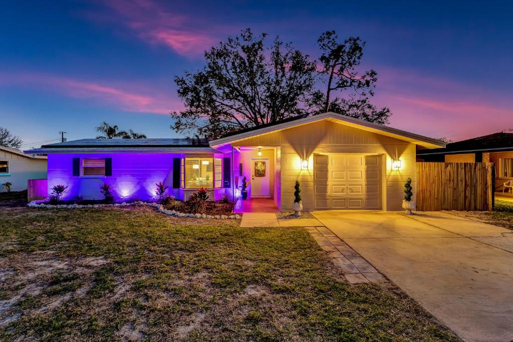 Coral Reef Cabana, Bradenton (updated prices 2025)