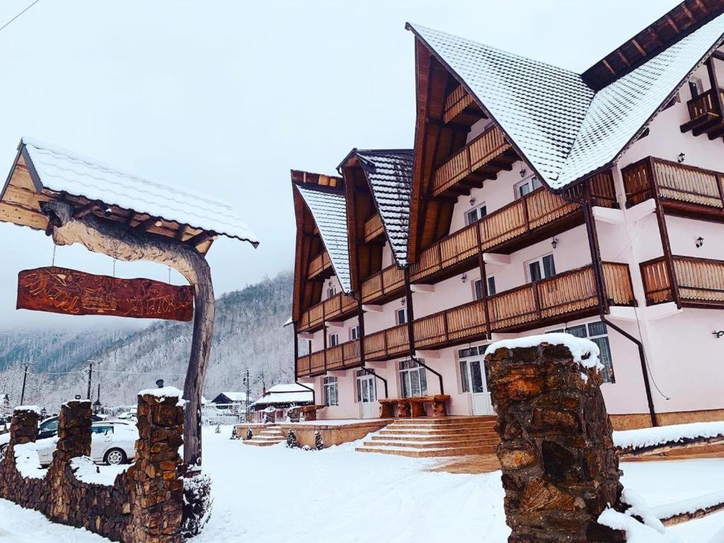 CONACUL VANATORULUI, Borlova - MUNTELE MIC - Enduro Base, Borlova ...