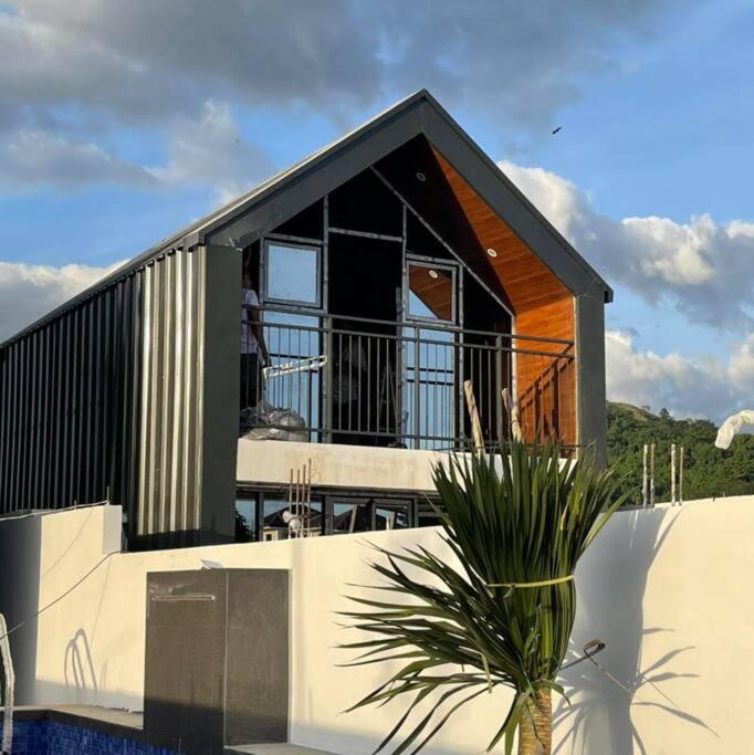 Serene Mediterranean-Inspired Villa (Hidden Haven), Subic (tarifs ...