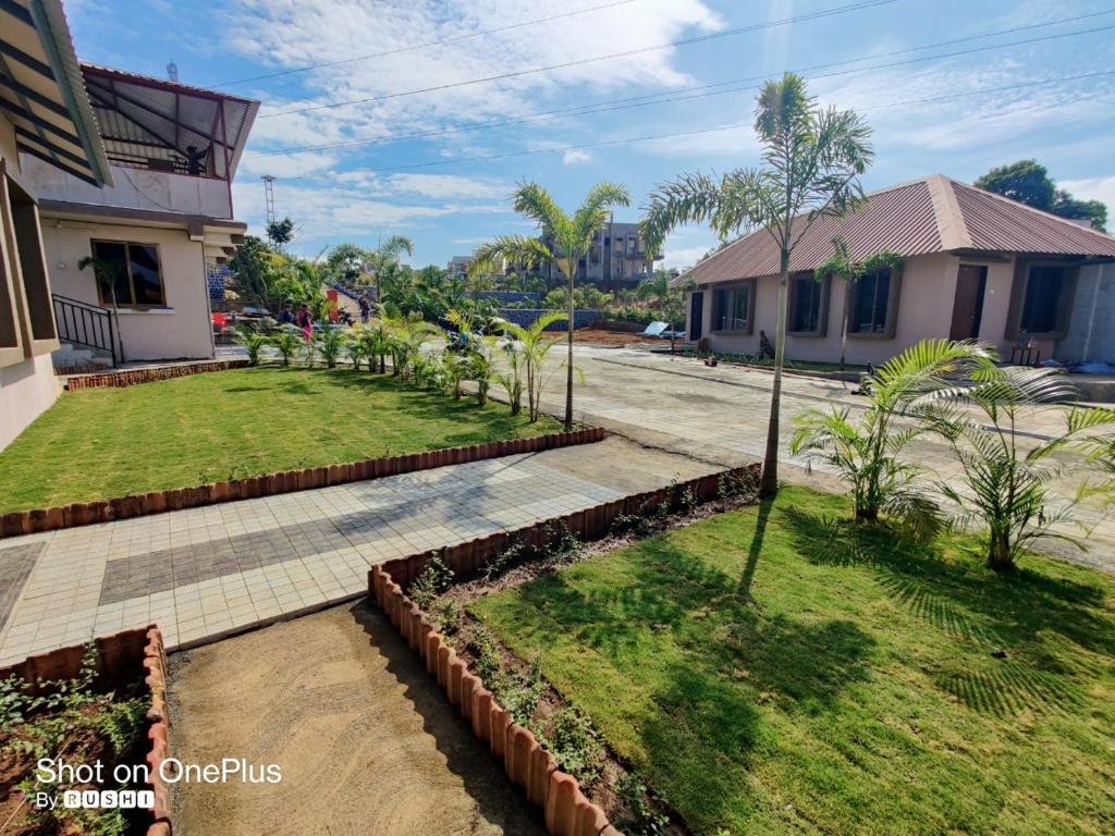 Shrubbery Palms Resort, Kasāra – Updated 2024 Prices