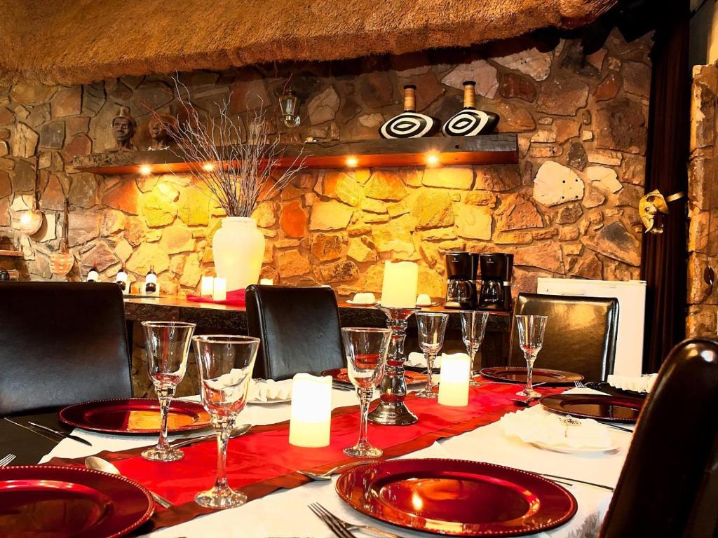 Ehlathini Game Lodge, Marken (updated prices 2025)
