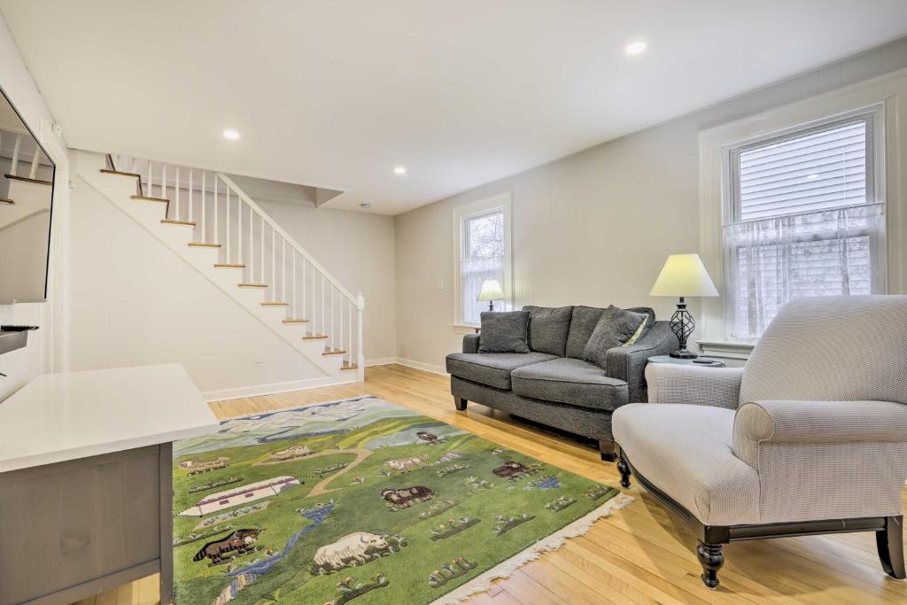 Charming Hamden Home 2 Mi to Yale University, Hamden (updated prices 2024)