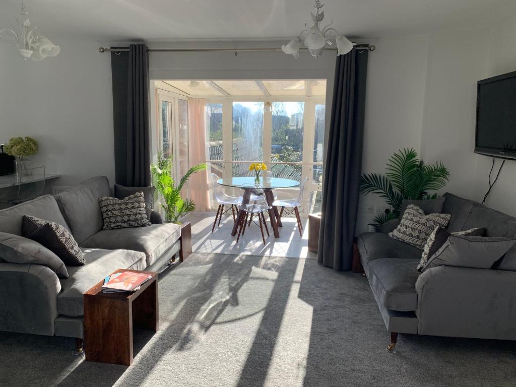 Lovely two bedroom Annexe close to Newbury, Cold Ash (updated prices 2025)