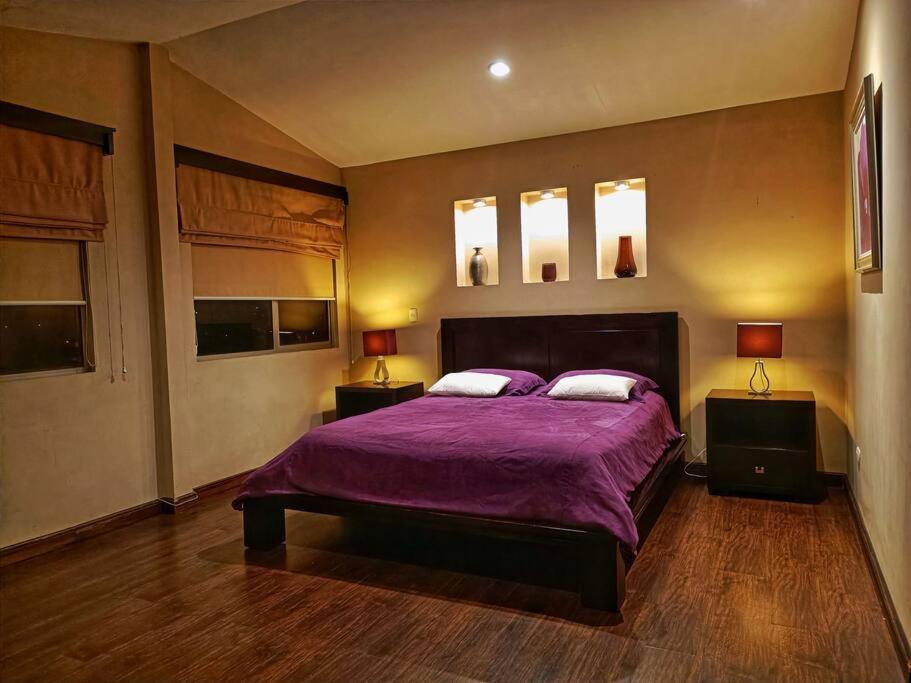 Airbook One, Cuenca Azuay | Apartment in Cuenca, Ecuador