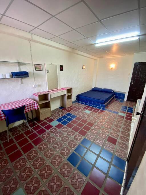 Ratanawong Place 405, Bangkok (updated prices 2025)