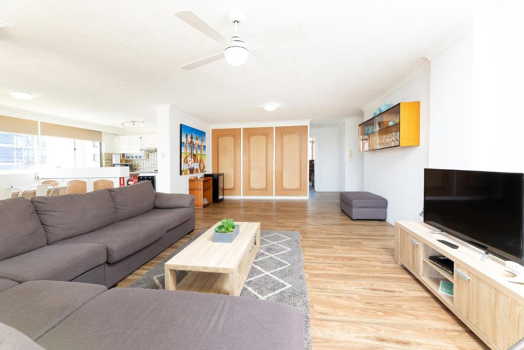 Sandbar 103, Forster (updated prices 2025)