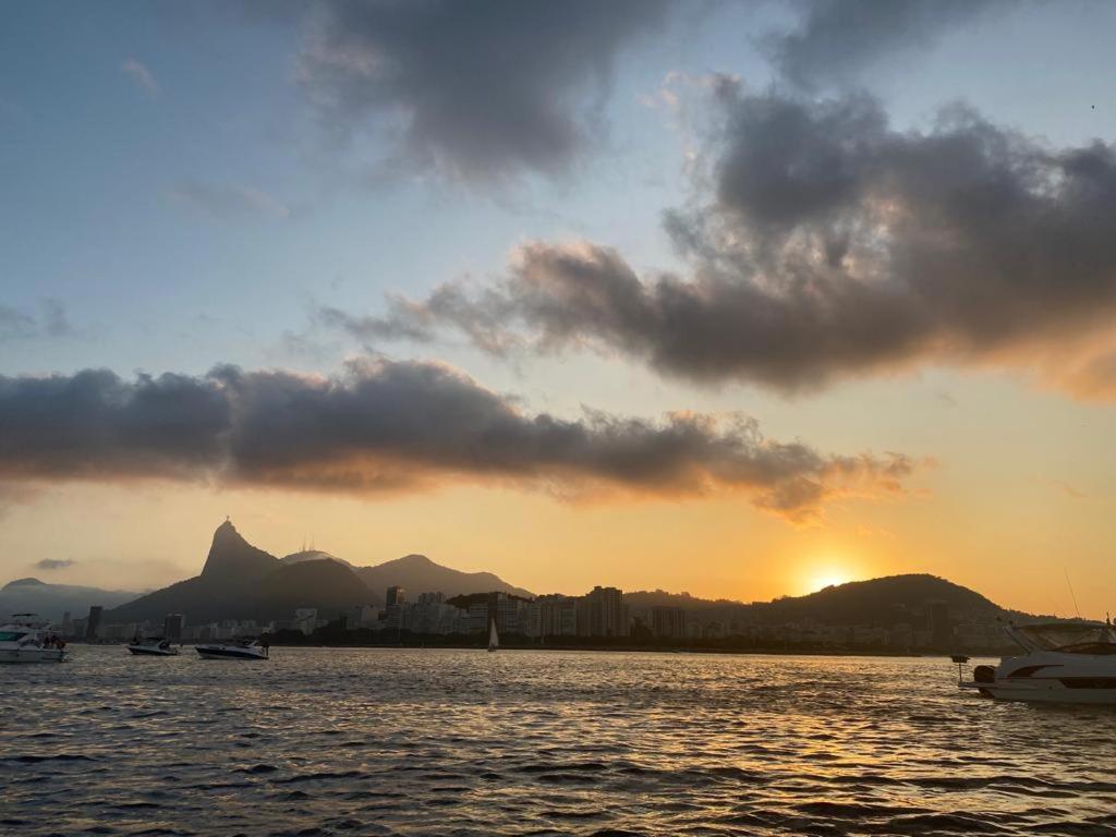 Boot Passeio de Lancha no Rio de Janeiro - Rolë de Luxo (Brasilien Rio ...