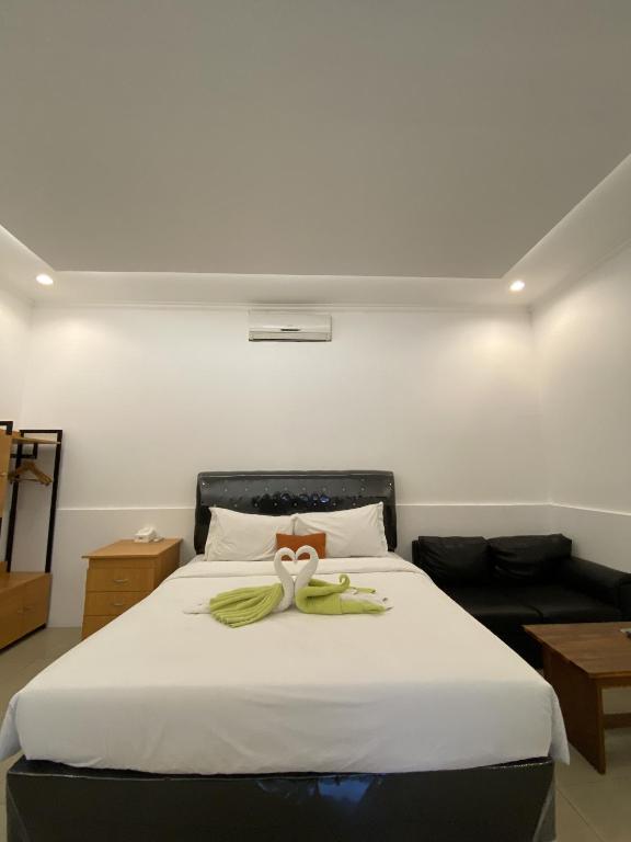 chrome hotel & resort solo, Colomadu (updated prices 2025)