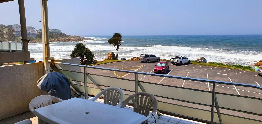 Linden Terrace 2 - 6 Sleeper - Amazing Blue Flag Beach Views!, Margate ...