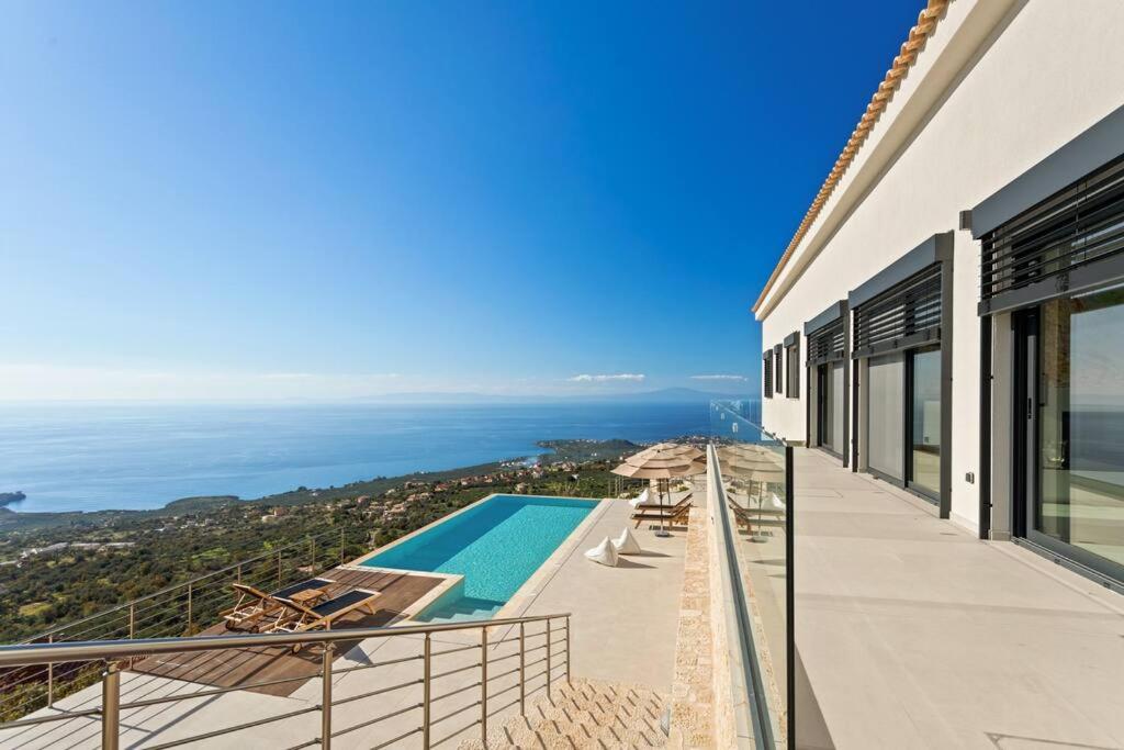 Luxury Villa AVAIA with amazing view, Pírgos (updated prices 2025)