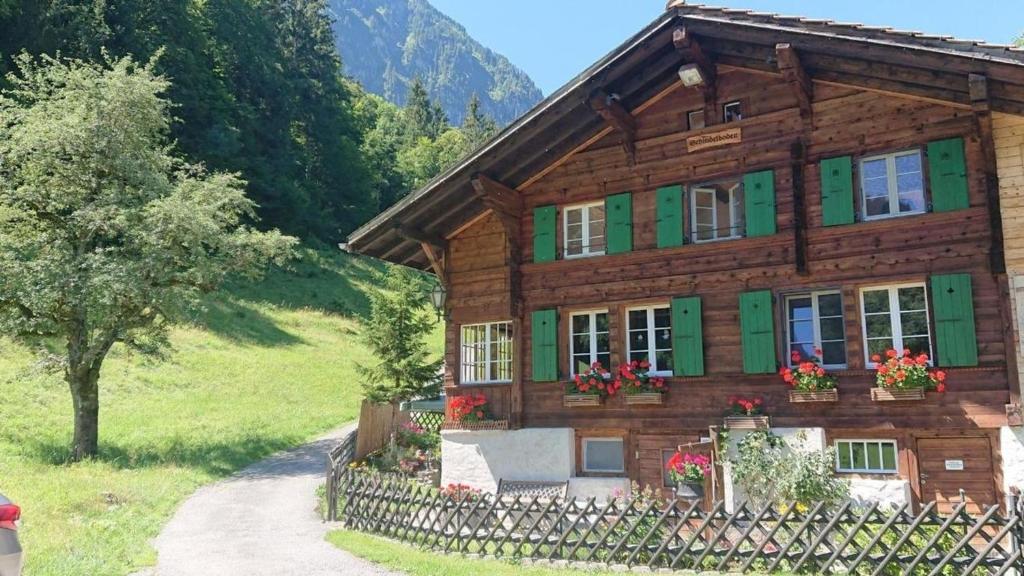 Holiday House Grindelwald For 1 - 6 Persons With 3 Bedrooms - Farmhouse - Lauterbrunnen