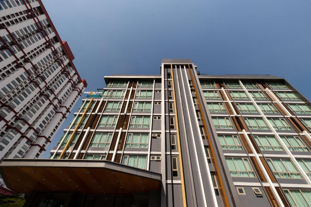 Pure Eleven Hotel Bangkok, Makkasan (updated prices 2025)