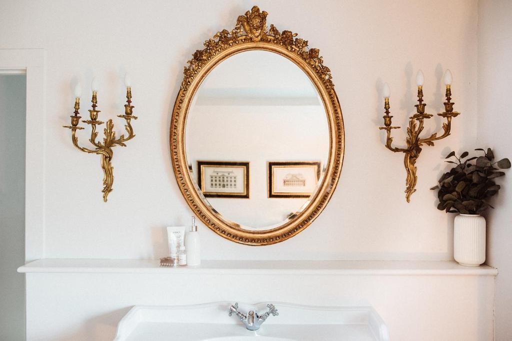 No 24 Beverston Castle - Tetbury