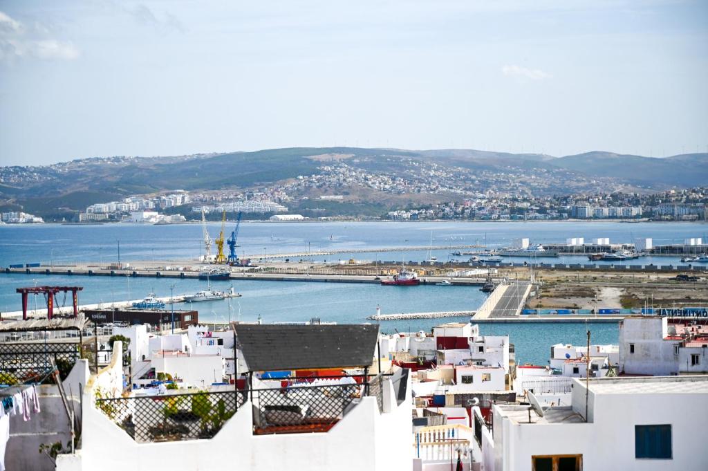 Dar M - Riad Vue Sur Mer Au Coeur De La Casbah - Tanger