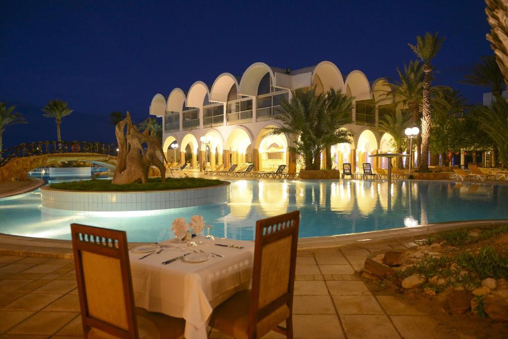 Monarque Dar Jerba Narjess- Family Only, Taguermess (updated prices 2025)