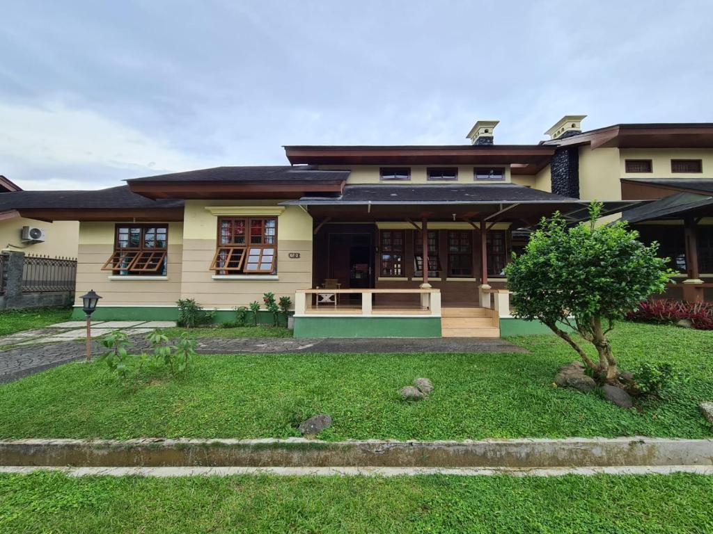 Villa Kota Bunga by Lingga Rooms, Cikundul (precios actualizados 2025)