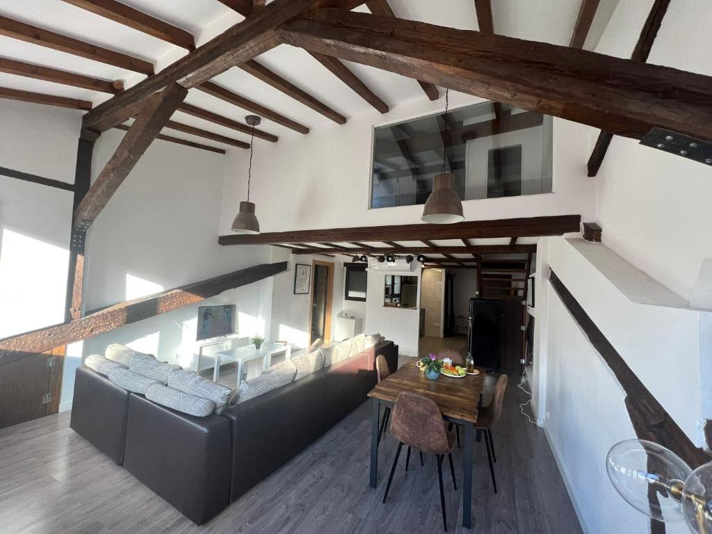 Old Town Loft - Cathedral Views - Logroño