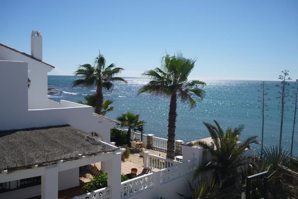 Fantastic Beachfront Apt El Faro - Arkadia Beach, Mijas Costa (updated ...