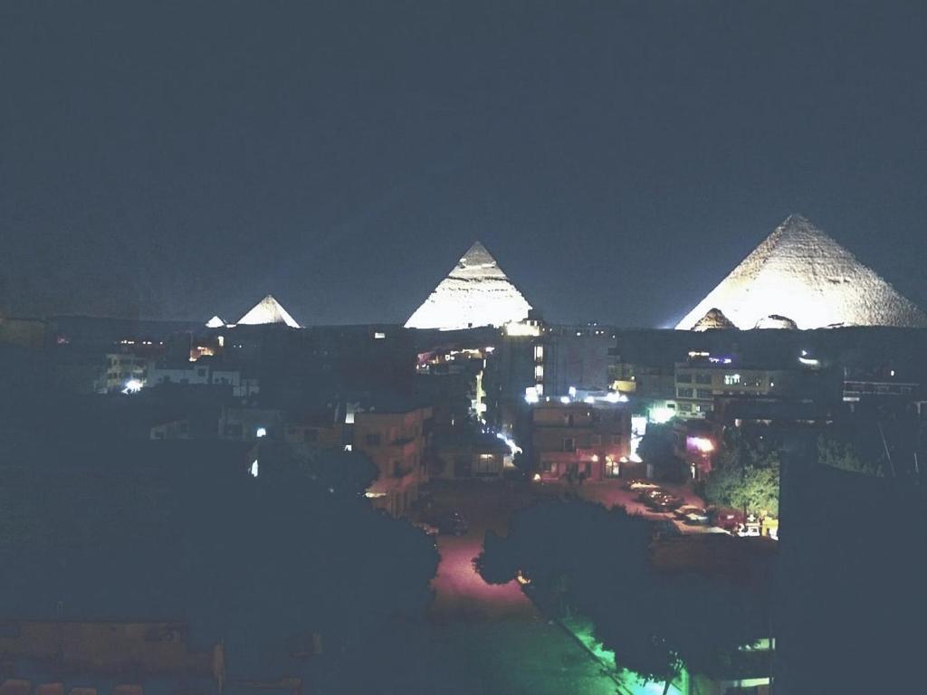 The nine pyramids, Kairo (uppdaterade priser för 2024)