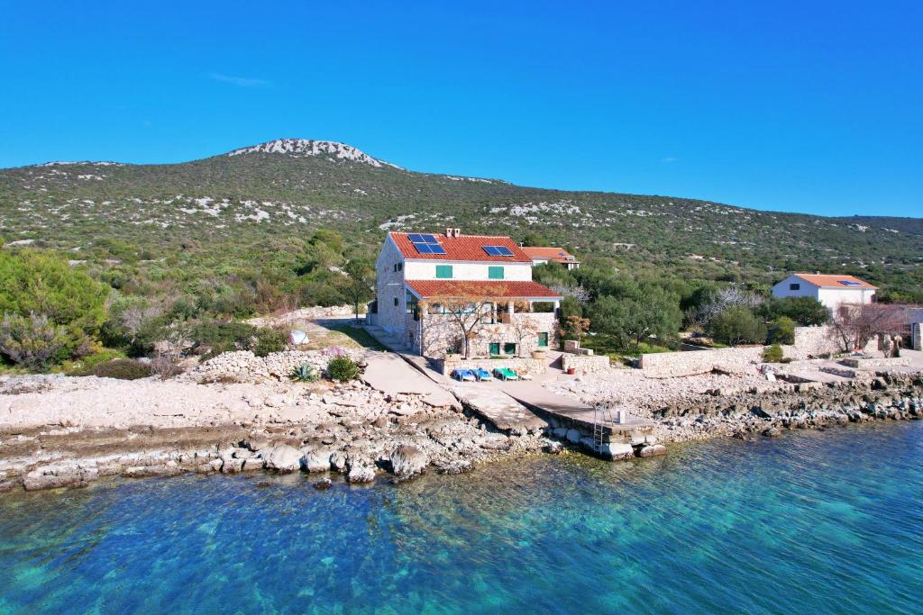 Old fisherman's house, Banj (precios actualizados 2026)