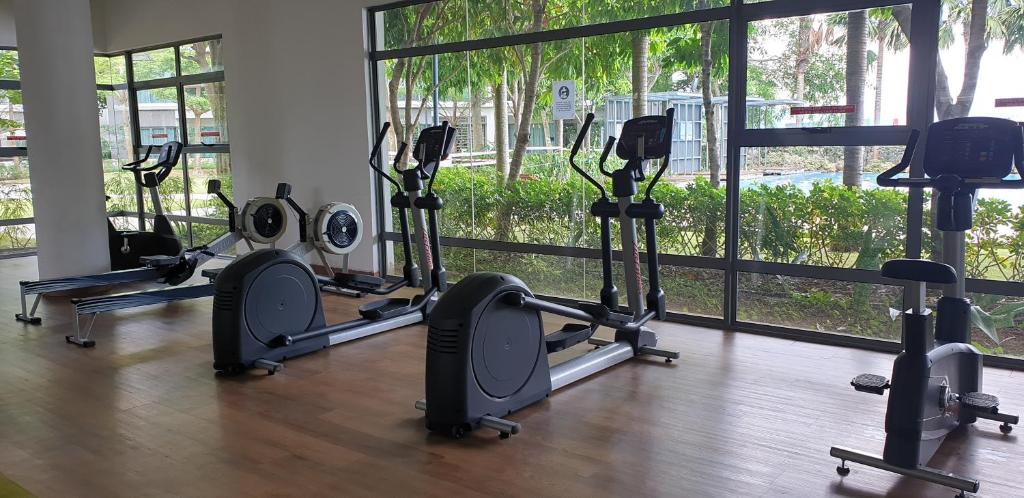 Imago The Loft 7 to 10 pax 2 bathroom 2 to 3 bedroom - LSS HomeStay ...