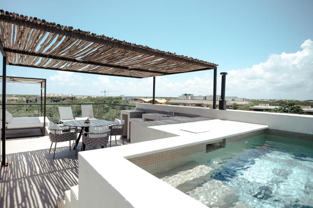 Impeccable Penthouse with Private Rooftop Pool!, Tulum (uppdaterade ...