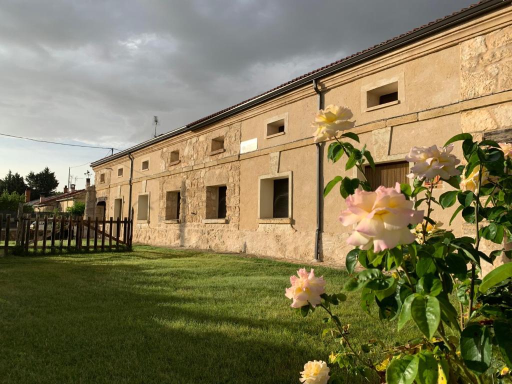 Las Carrascas del Rio Duratón | Vacation Home in Carrascal Del Río, Spain