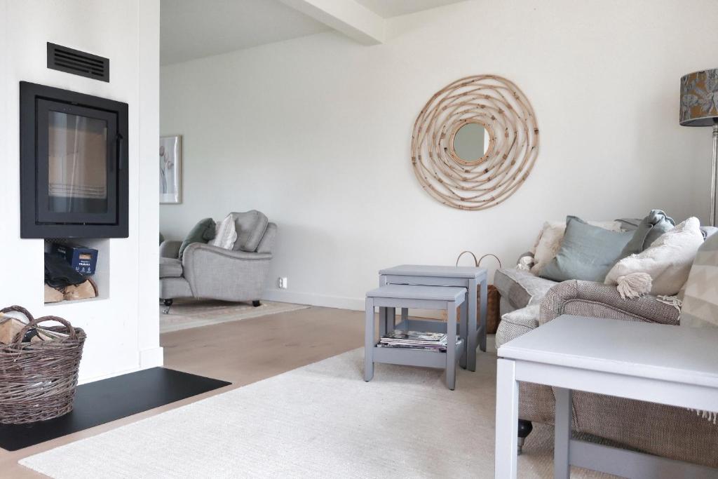 Boende med pool och tennisbana i familjevänligt område, Torekov ...