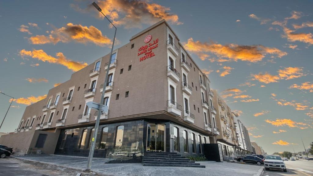 Land Walk Hotel Al Taawun Riyadh, Riyadh (updated prices 2026)